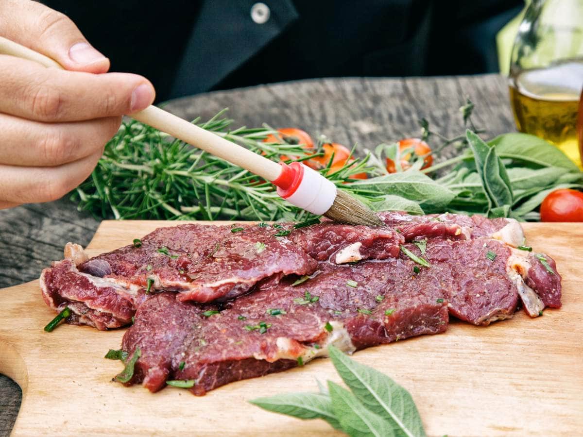 How to Tenderize Steak: Mastering the Art