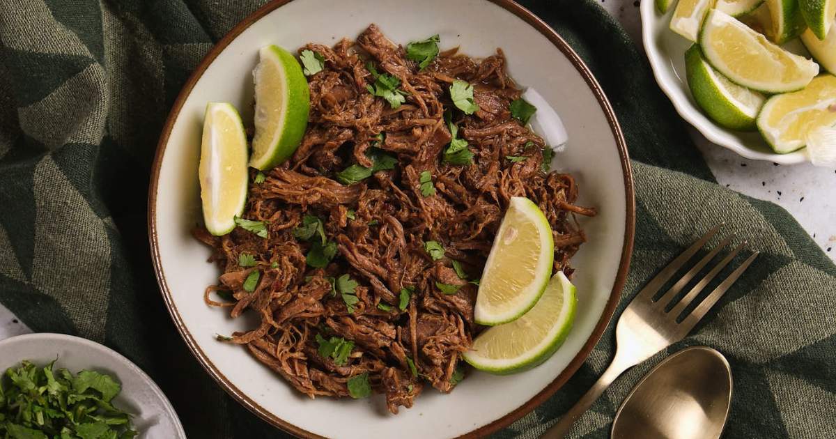 Slow Cooker Beef Barbacoa