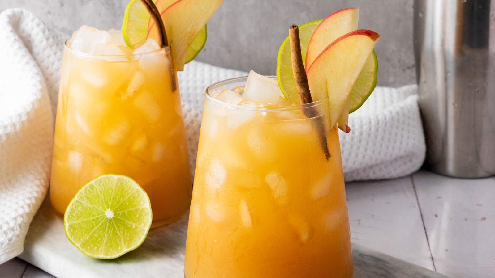 Sparkling Apple Cider Mocktail Recipe